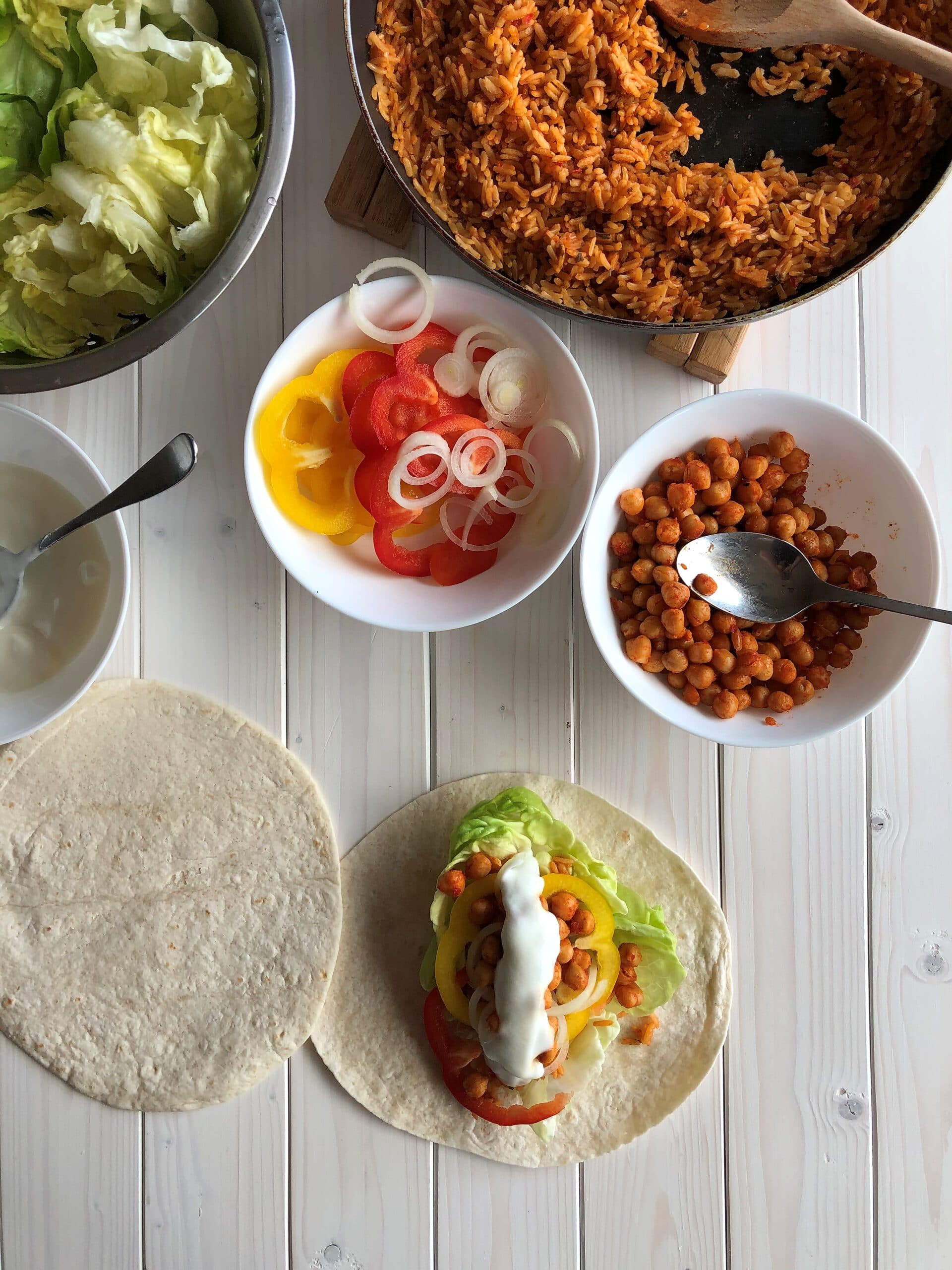 Kichererbsen Wraps mit Djuvec Reis - Sparflämmchen