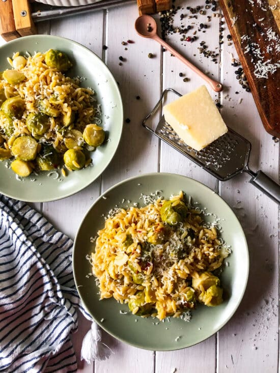 Ofen Pasta mit Rosenkohl - Sparflämmchen